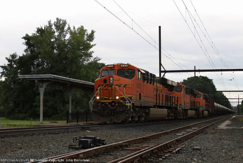 BNSF 6899